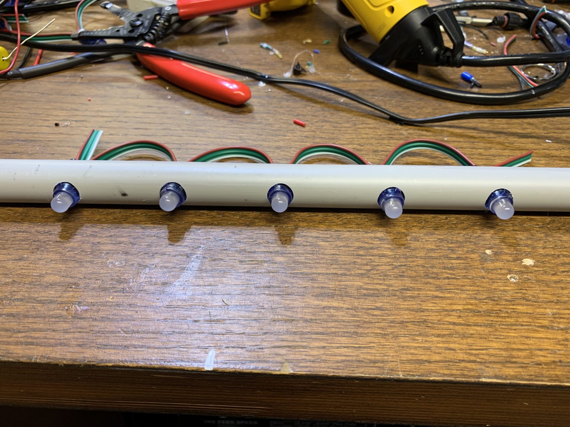 Peace (Pixel) Stakes – Lunar Den Lights (Archive)