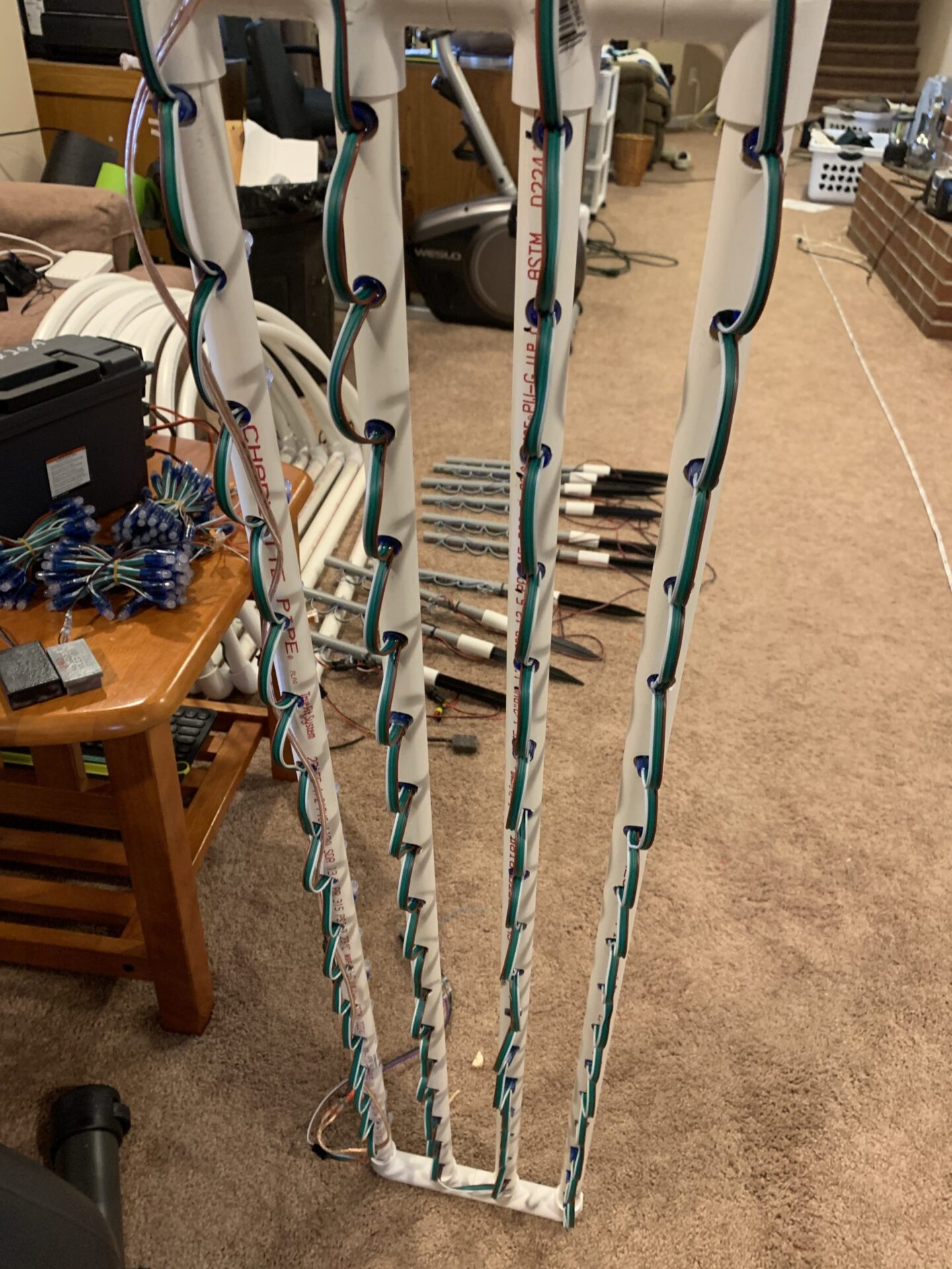 Pixel Columns – Lunar Den Lights (Archive)