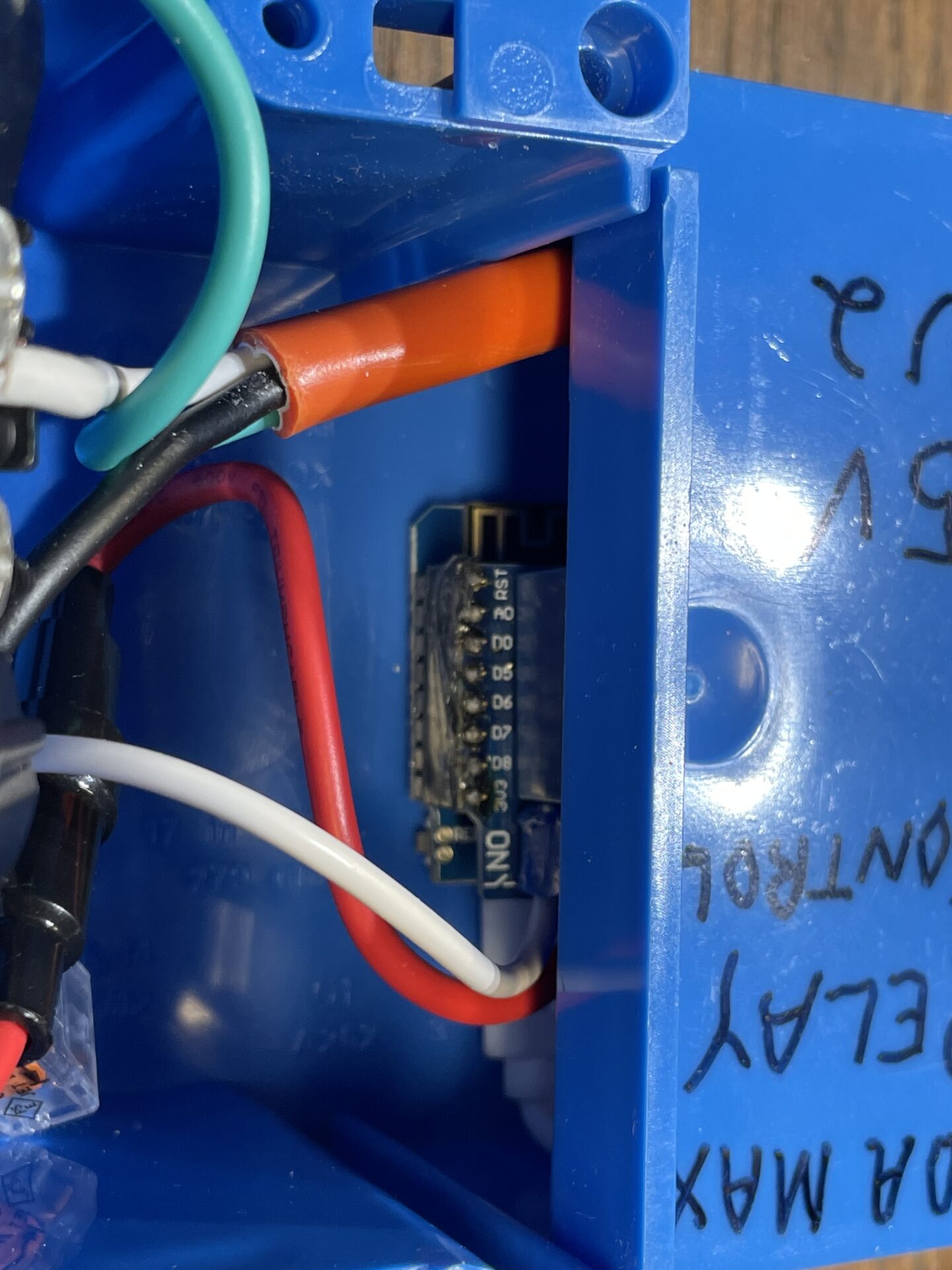 “Permanent” FPP Master Controller and FM Transmitter – Lunar Den Lights ...