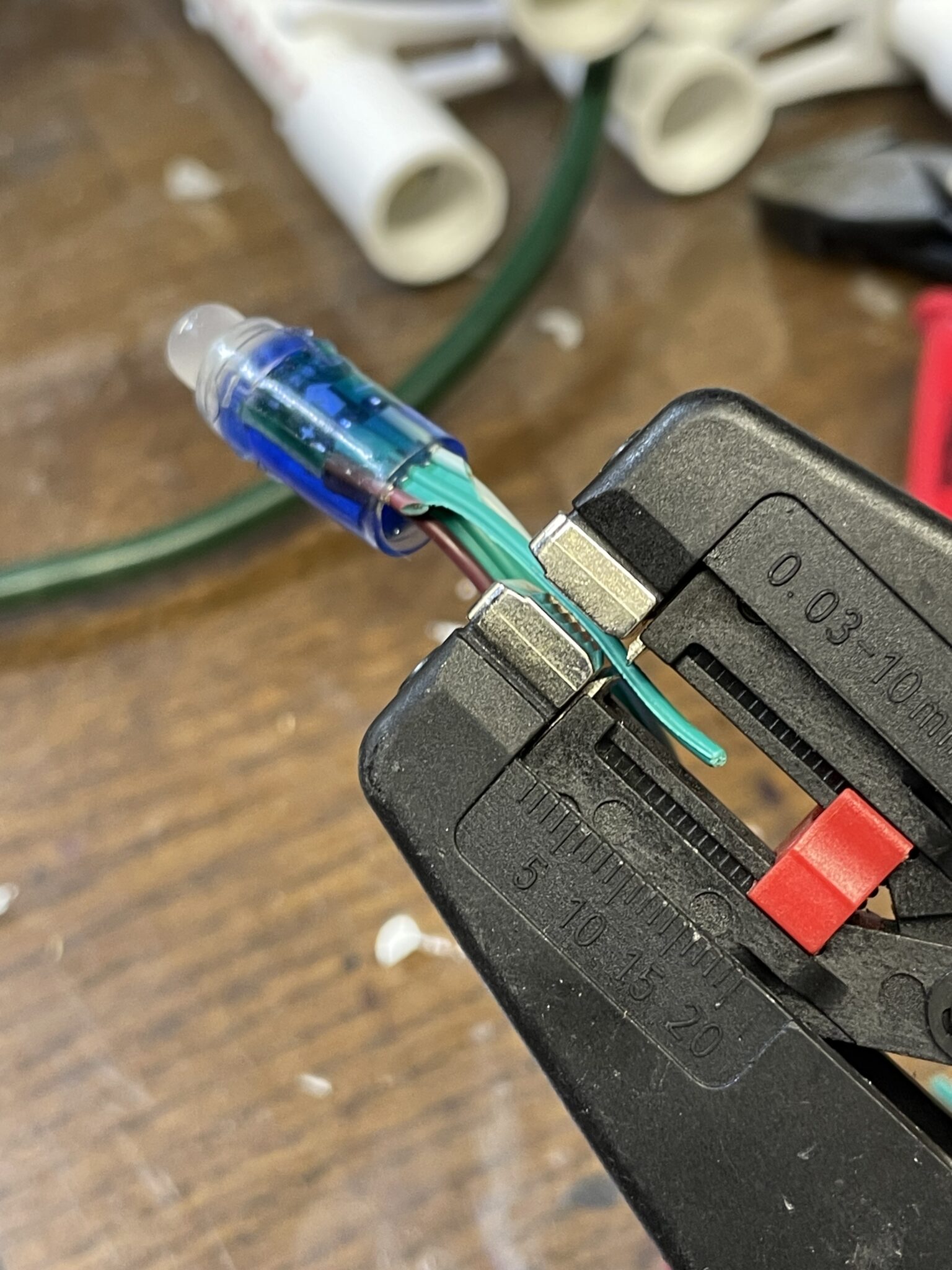 New (2023) Peace (Pixel) Stakes – Lunar Den Lights (Archive)