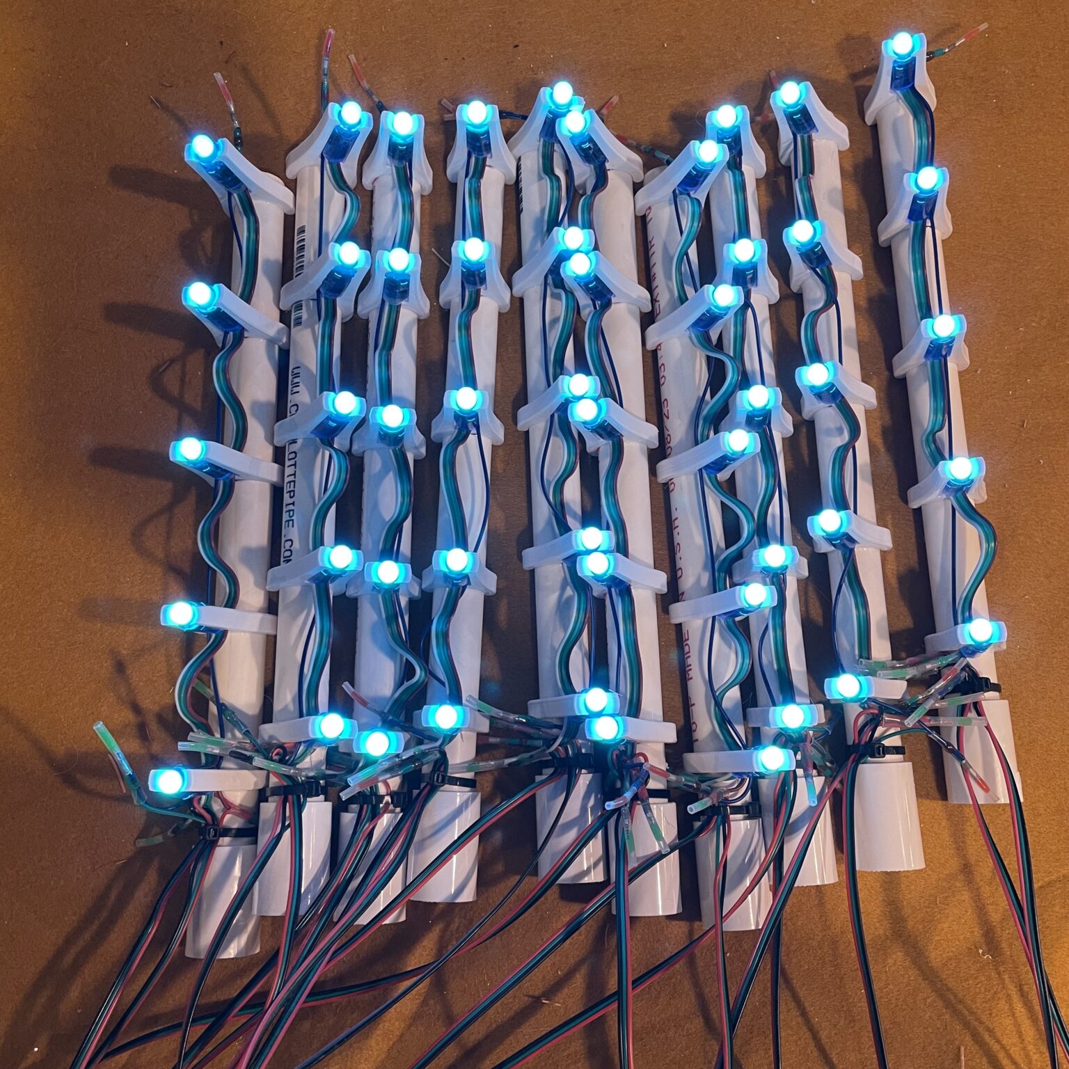 New (2023) Peace (Pixel) Stakes – Lunar Den Lights (Archive)